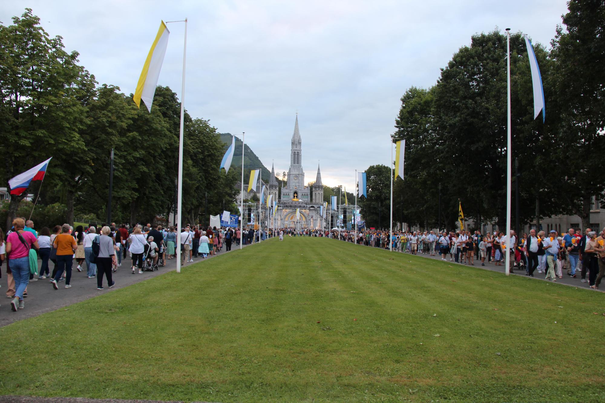 Foto's Lourdesbedevaart 2024 | Kerknet